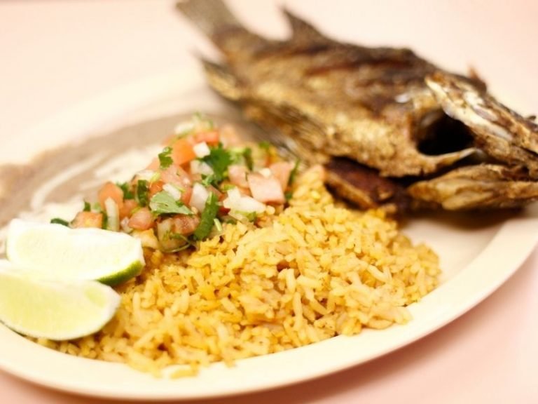 What is Mojarra Frita? [with Recipe] | The Food WonderThe Food Wonder